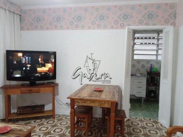 Apartamento à venda Praia de Pitangueiras Edifico Chateau Kanarek no Guarujá