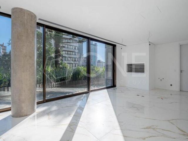 Apartamento à venda em Porto Alegre