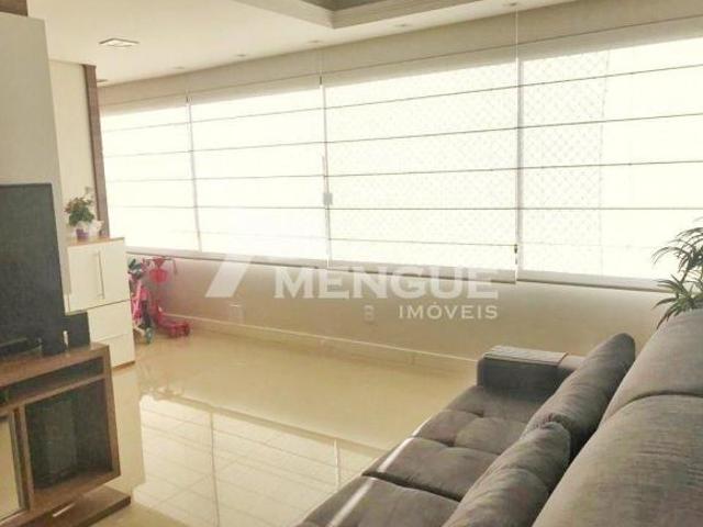 Apartamento à venda em Porto Alegre