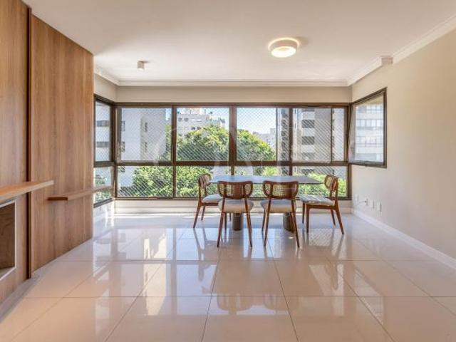 Apartamento à venda em Porto Alegre