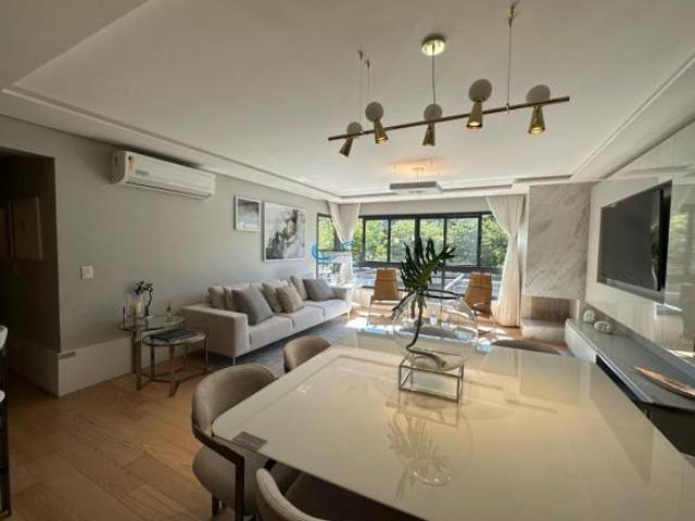 Apartamento à venda em Porto Alegre, Três Figueiras, com 3 quartos, 113m²