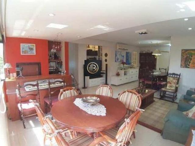 Apartamento à venda em Porto Alegre, Auxiliadora, com 3 quartos, 122m²