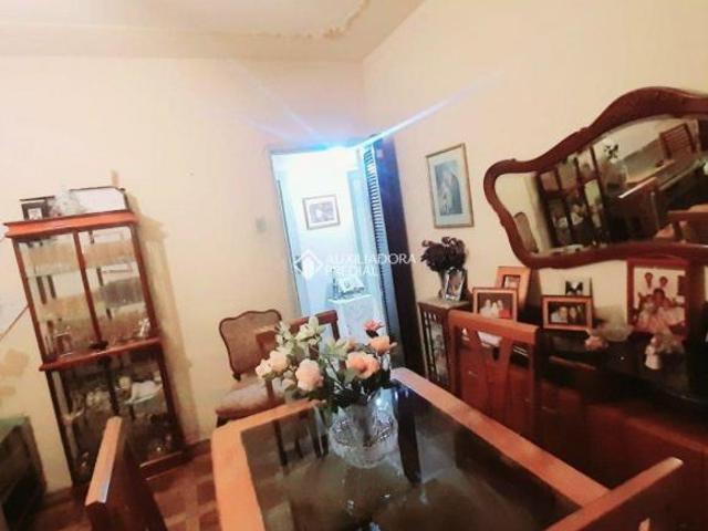 Apartamento à Venda em Porto Alegre Bairro Independência