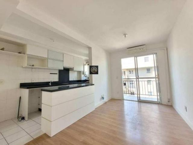 Apartamento à venda em Porto Alegre, Camaquã, com 2 quartos, 56,27m²