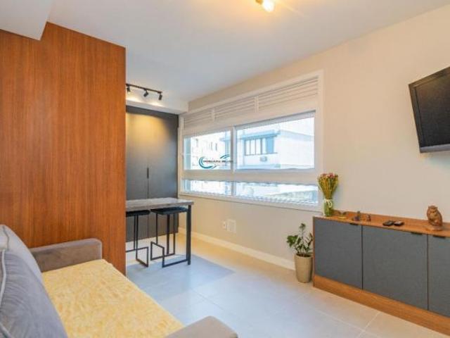 Apartamento à venda em Porto Alegre, Cidade Baixa, com 1 quarto, 35m²