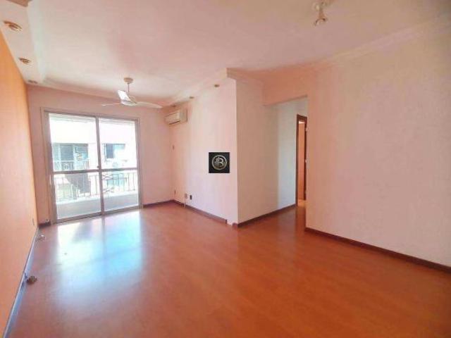Apartamento à venda em Porto Alegre, Jardim Carvalho, com 3 quartos, 68,40m²