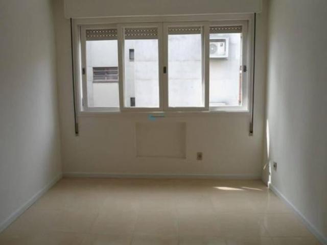 Apartamento à venda em Porto Alegre, Petrópolis, com 2 quartos, 70m²