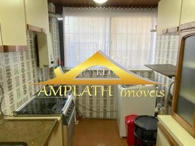 Apartamento à venda em Porto Alegre, Petrópolis, próximo à praça da Encol: 2 quartos, 1 sala, 1 banh