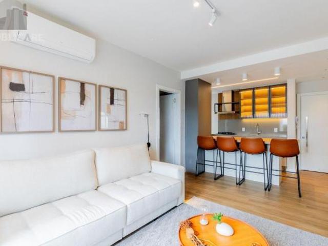 Apartamento à venda em Porto Alegre – pronto para morar, totalmente reformado