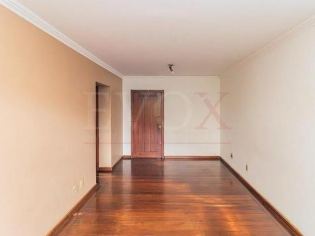 Apartamento à venda em Porto Alegre RS, bairro Petrópolis: 2 quartos, 1 suíte, 2 banheiros, 1 vaga