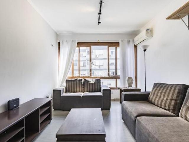 Apartamento à venda em Porto Alegre RS, bairro Rio Branco: 2 quartos, 1 suíte, 3 banheiros, 89m² de