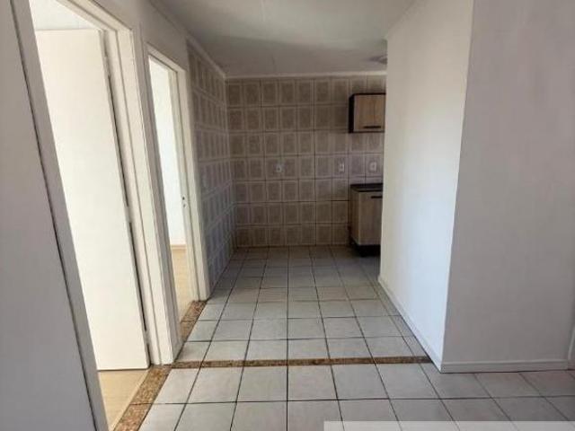 Apartamento à venda em Porto Alegre RS, bairro Rubem Berta: 2 quartos, 1 sala, 1 banheiro, garagem e