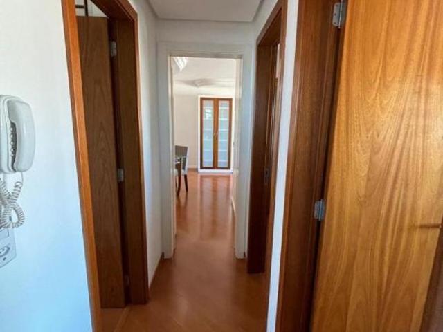 Apartamento à venda em Porto Alegre RS, Menino Deus: 3 quartos, 2 banheiros, 2 vagas de garagem e 10
