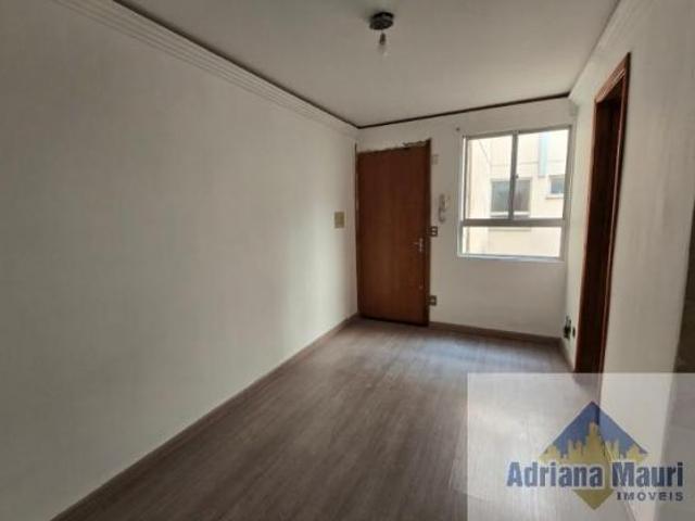 Apartamento à venda em Porto Alegre RS, no bairro Rubem Berta, com 2 quartos, 1 sala, 1 banheiro, 1