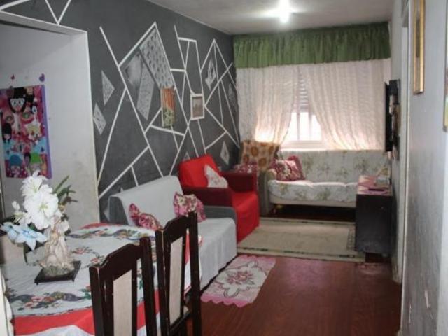 Apartamento à venda em Porto Alegre RS, Parque dos Maias: 2 quartos, 1 sala, 1 banheiro, 1 vaga de g