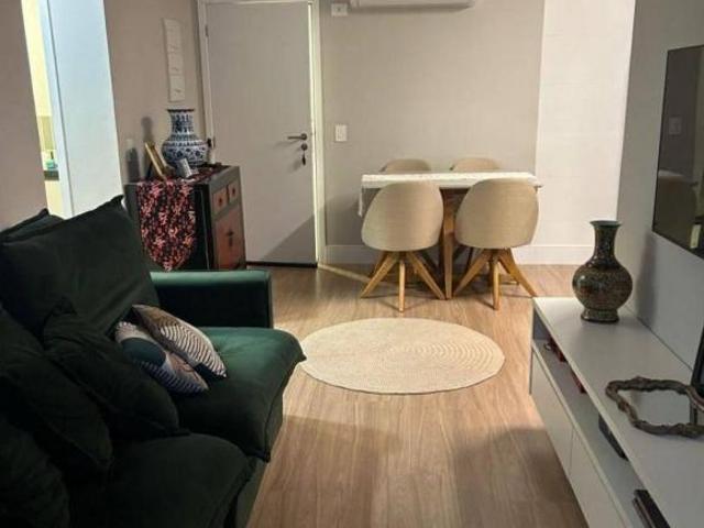 Apartamento à Venda em Praia Grande com Vista Mar – 1 Quarto Mobiliado e Financiamento Facilitado