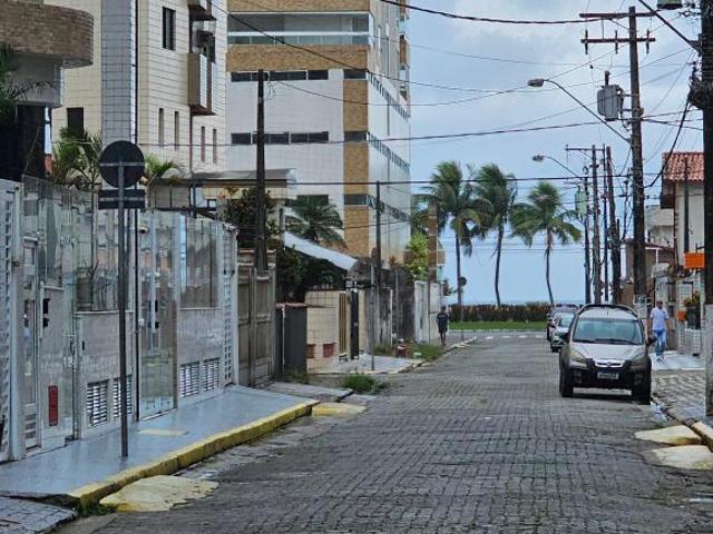 Apartamento a venda em Praia Grande SP