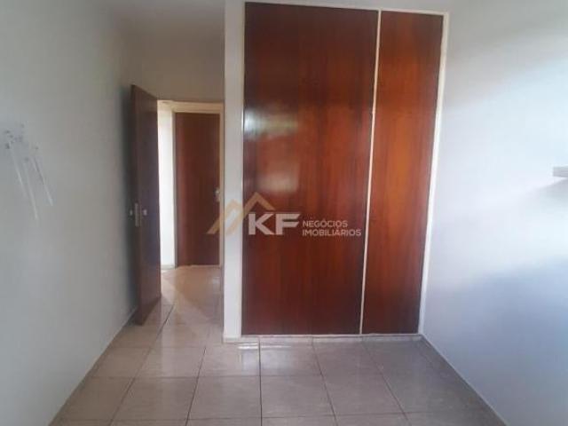 Apartamento á Venda em Presidente Médici, Ribeirão Preto/SP