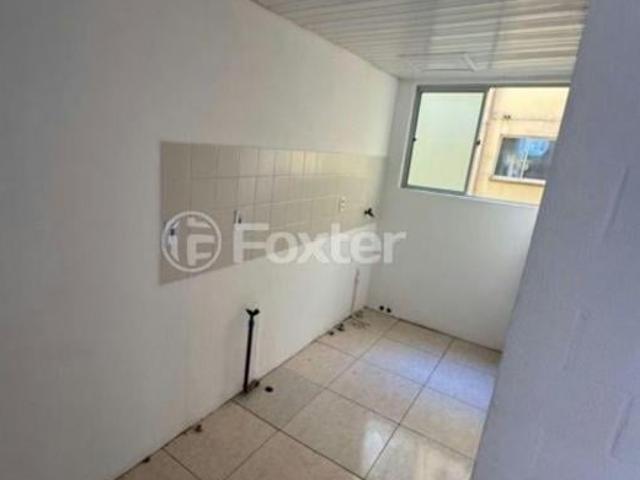 Apartamento à venda em Rubem Berta com 40 m², 2 quartos, 1 vaga