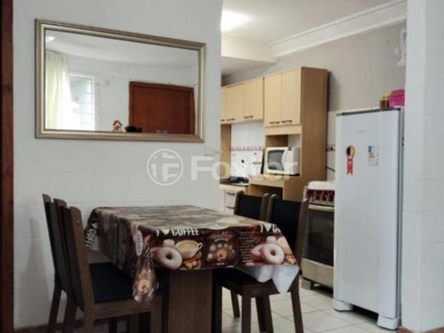 Apartamento à venda em Rubem Berta com 40 m², 2 quartos, 1 vaga
