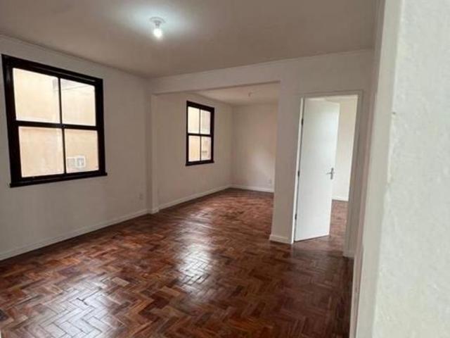 Apartamento à venda em Rubem Berta com 62 m², 2 quartos