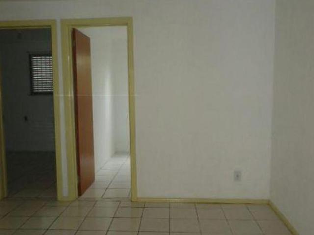 Apartamento à venda em Rubem Berta com 38 m², 2 quartos, 1 vaga