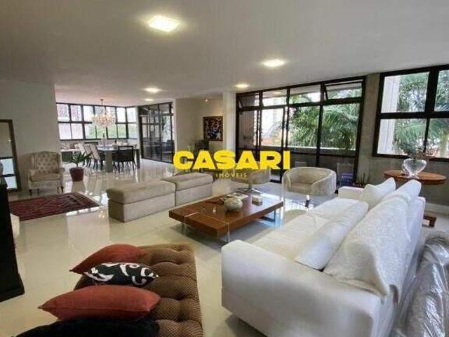 Apartamento à venda em Rudge Ramos – 4 dormitórios, 2 suítes e 3 vagas em São Be