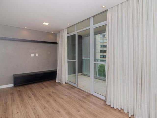 Apartamento à venda em Real Parque com 42 m², 1 quarto, 1 vaga