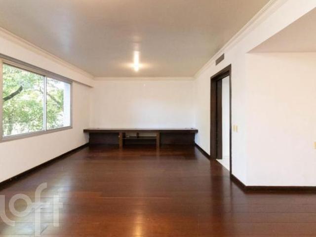 Apartamento à venda em Rio Branco com 152 m², 3 quartos, 1 suíte, 2 vagas
