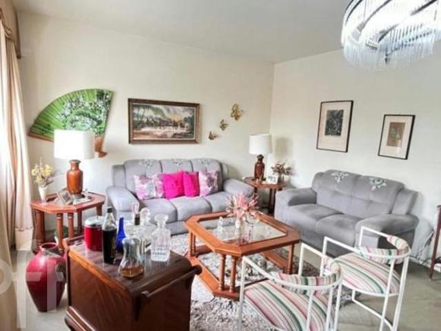 Apartamento à venda em Rio Branco com 115 m², 3 quartos, 1 suíte, 2 vagas