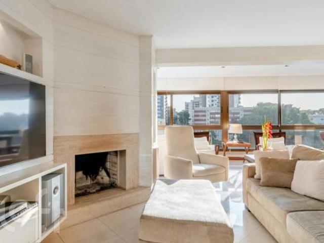 Apartamento à venda em Rio Branco com 125 m², 3 quartos, 1 suíte, 2 vagas