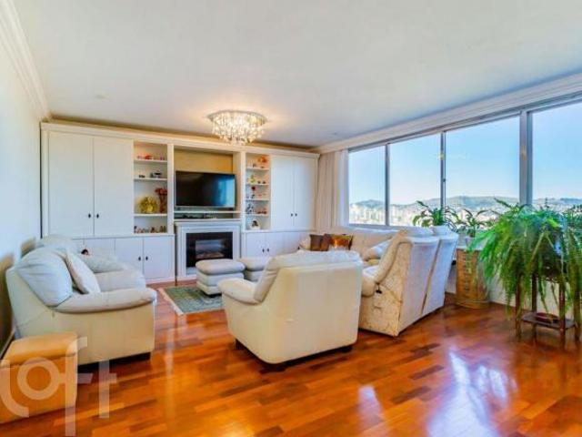 Apartamento à venda em Rio Branco com 222 m², 4 quartos, 1 suíte, 2 vagas
