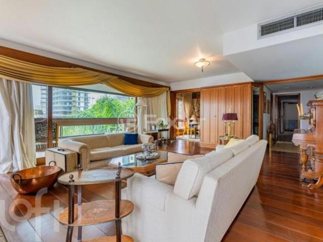 Apartamento à venda em Rio Branco com 237 m², 3 quartos, 1 suíte, 4 vagas