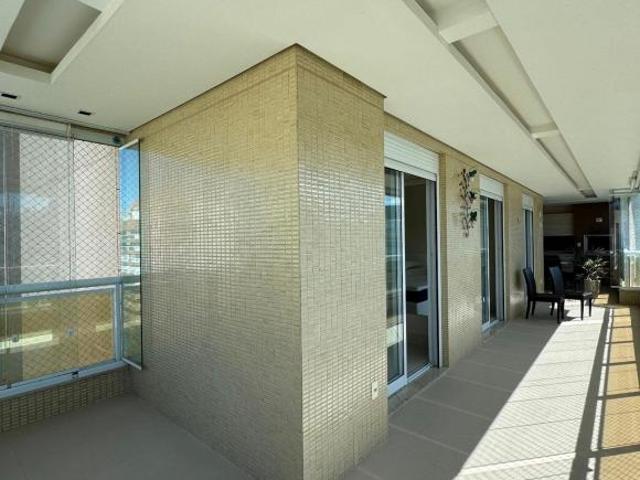 Apartamento à venda em Riviera de São Lourenço