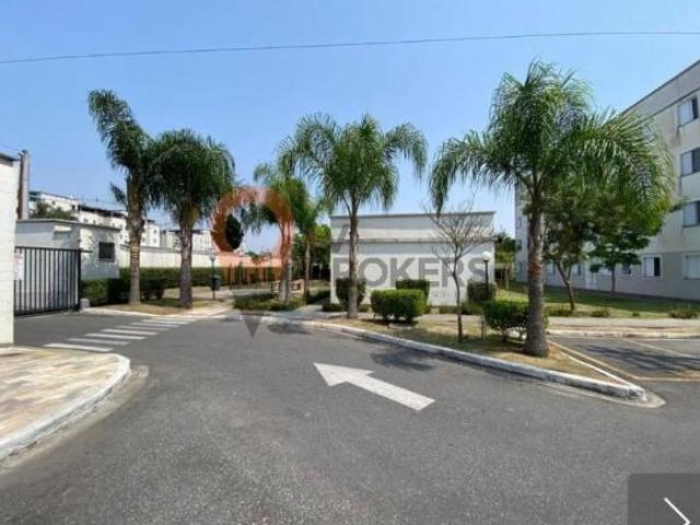 Apartamento à venda em Suzano SP, Parque Santa Rosa: 2 quartos, 2 salas, 1 banheiro, 1 vaga, 47m² de
