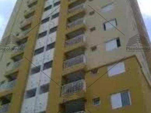 Apartamento à venda em São Caetano do Sul próximo Mc Donald&apos s, 2 dormitórios, 2 banheiros, vaga de g