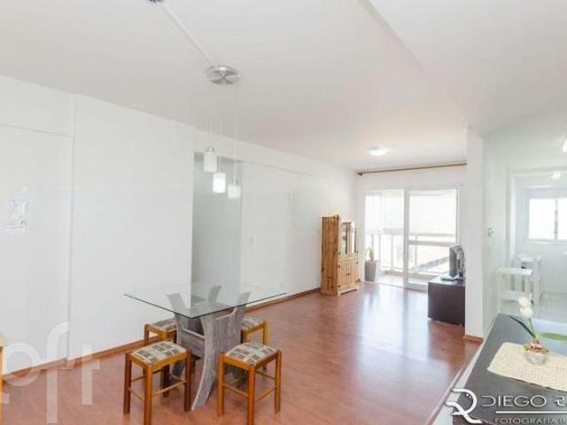 Apartamento à venda em São Geraldo com 82 m², 3 quartos, 1 suíte, 1 vaga