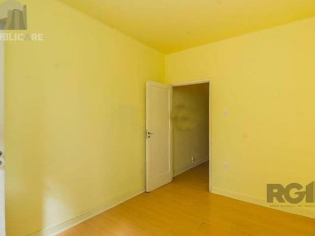 Apartamento à venda em São João