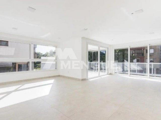 Apartamento à venda em São João