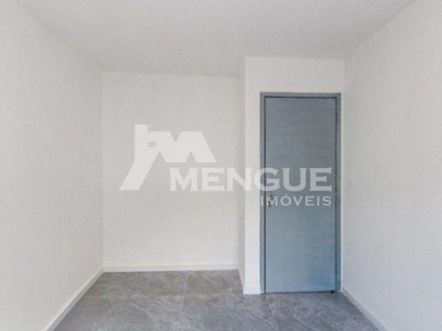 Apartamento à venda em São João