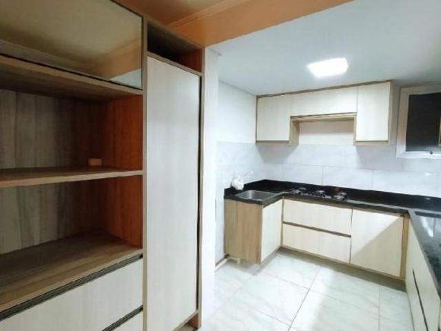 Apartamento à venda em São João