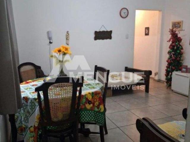 Apartamento à venda em São João