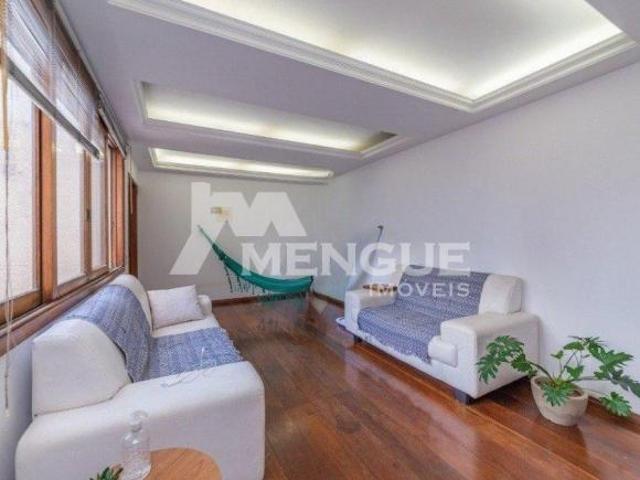 Apartamento à venda em São João