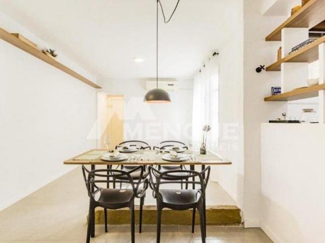 Apartamento à venda em São João