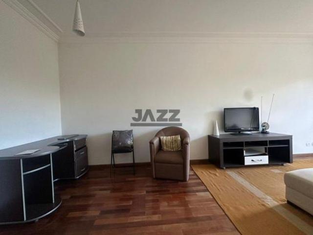 Apartamento à venda em São José dos Campos com 2 dormitórios, sacada com vista para mata e excelente