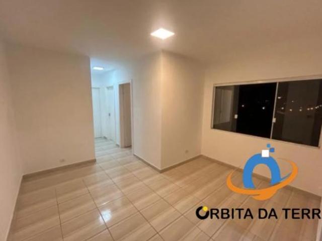 Apartamento à venda em São José dos Pinhais PR, bairro Parque da Fonte, 3 quartos, 1 banheiro, 1 vag