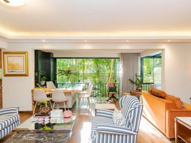 Apartamento à venda em São Lourenço