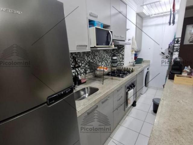 Apartamento à venda em São Paulo, Vila Alpina, Mobiliado, 2 quartos, sala,1 banheiro, 1 vaga de gara