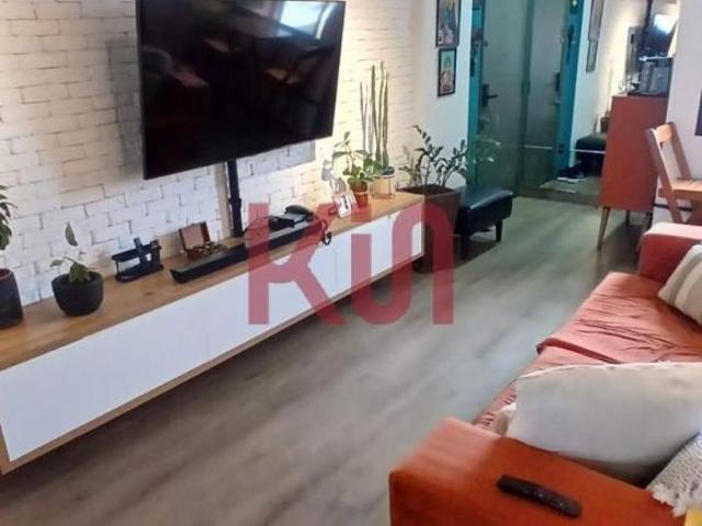Apartamento à venda em São Paulo Vila Deodoro: 2 quartos, 2 salas, 1 banheiro, 70m² de área