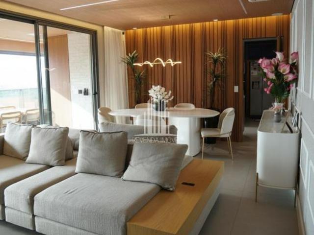 Apartamento à venda em São Paulo SP, 4 quartos, 5 banheiros, 3 vagas na Fazenda Morumbi 186,00 m²
